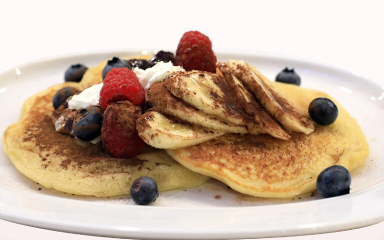 Pancake Gift Basket Ideas - What to Put in a Pancake Hamper?
